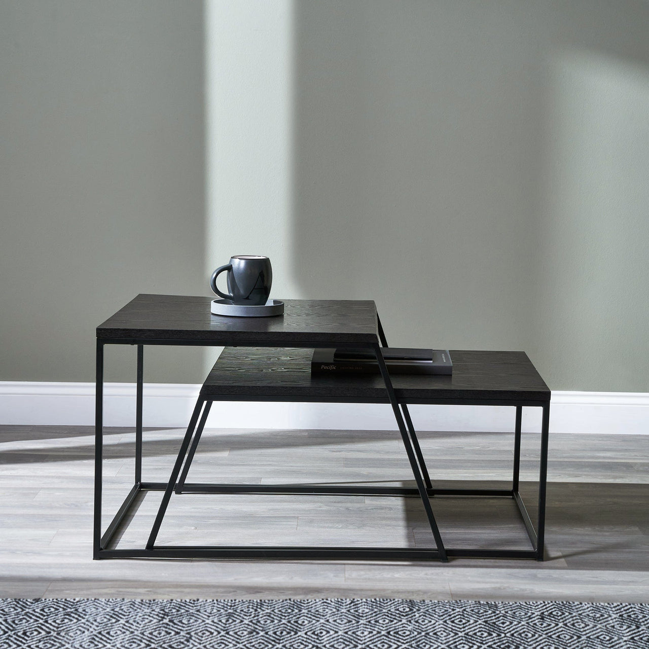 Black Set of 2 Coffee Tables | Furniture | Rūma