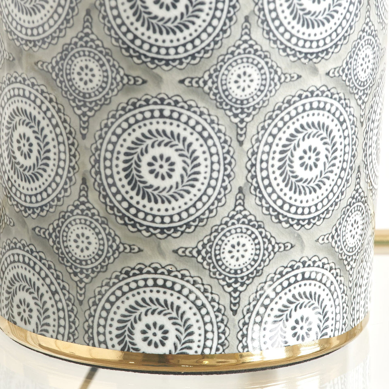 Circle Pattern Ceramic Table Lamp | Lighting