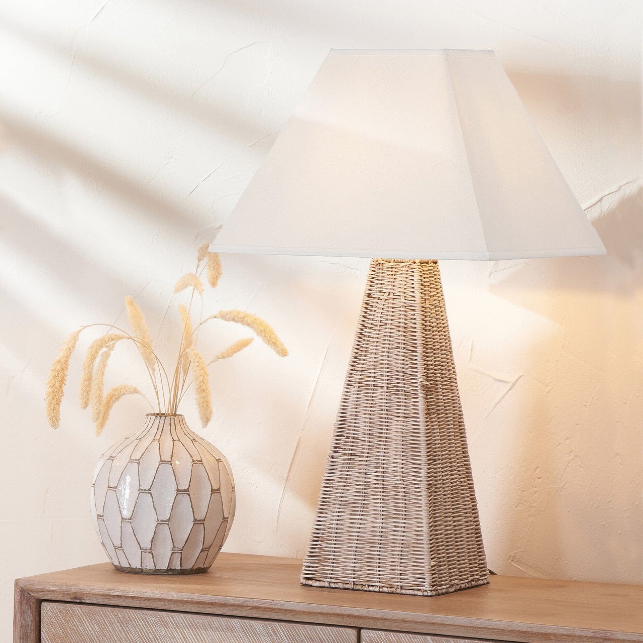 Rattan Pyramid Table Lamp | Lighting | Rūma